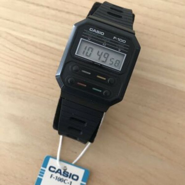 Casio F-100 Watch - Alien Film - Excellent Working Condition ...