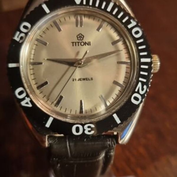 VERY RARE VINTAGE TITONI MENS WRISTWATCH | WatchCharts Marketplace
