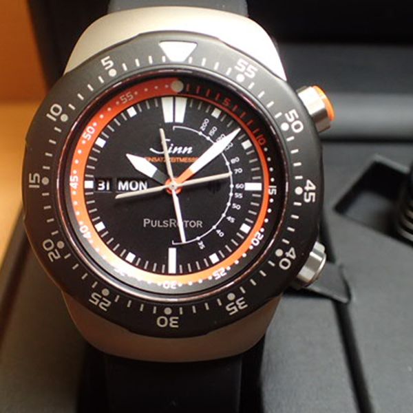 Sinn Watch Sinn Sinn Watch EZM12 Model developed for doctor helicopter ...
