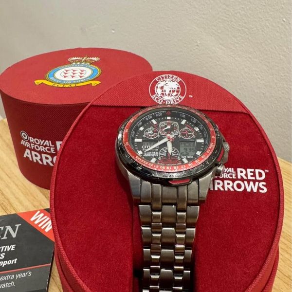 Citizen Skyhawk A-T Red Arrows JY011055E Black Dial Radio Controlled ...