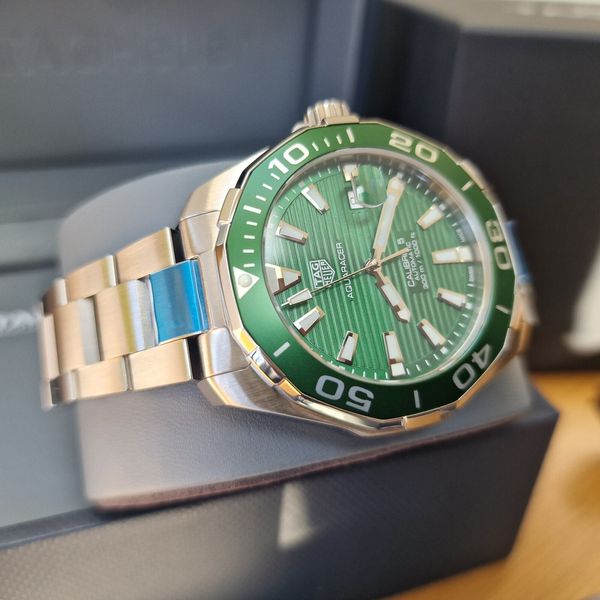 TAG Heuer Aquaracer 'HULK' Green Dial WAY201S.BA0927 - Automatic 43mm ...