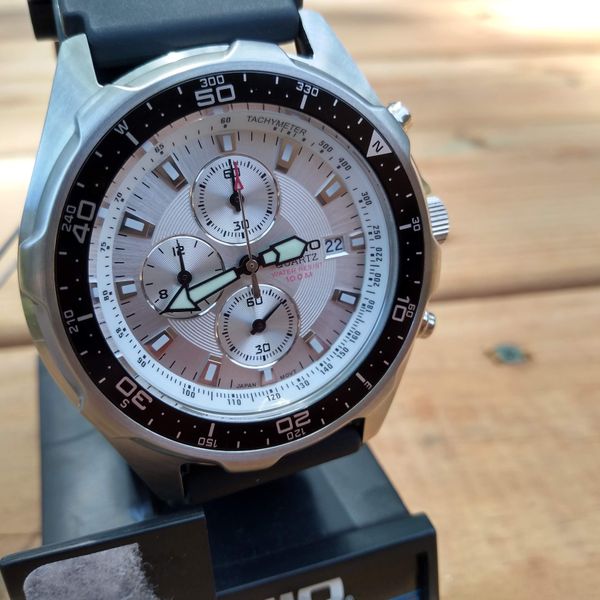 FS: Casio AMW330-7AV Chrono Diver | WatchCharts