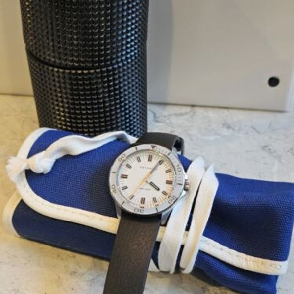 Dan Henry 1975 Skin Diver Quartz *see Description * | WatchCharts ...