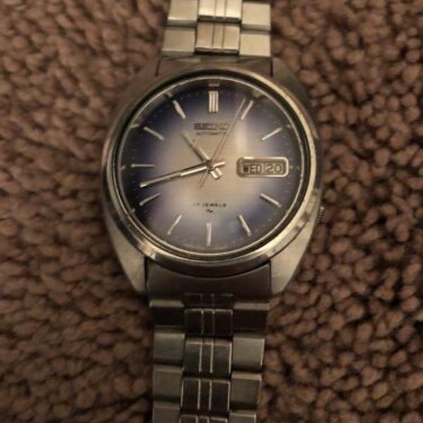 Vintage Seiko Automatic 17 Jewels 7009-8089 Date and Day Men Watch Blue | WatchCharts Marketplace