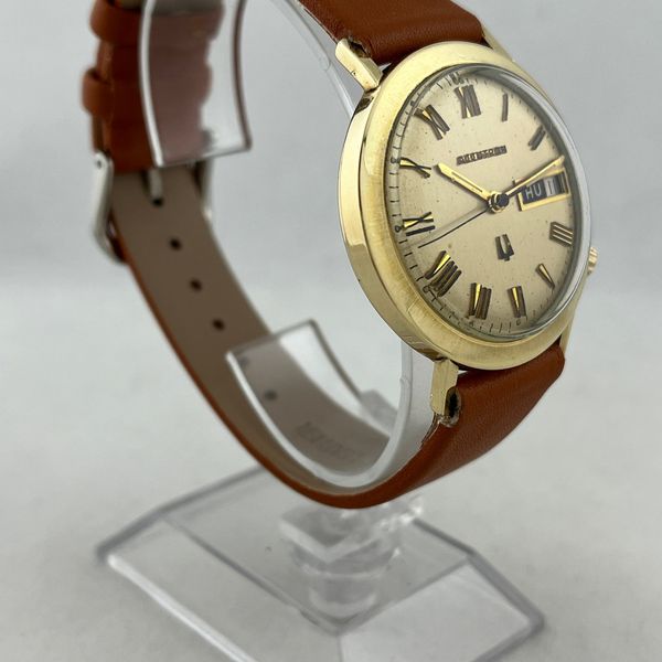 Men's Bulova Accutron Quartz Tuning Fork Watch Day & Date, Works ...