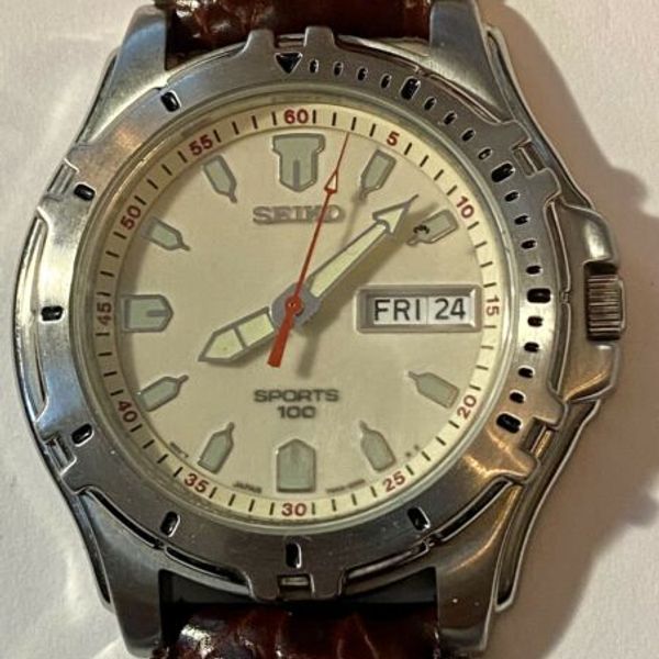 Seiko Sports 100 mens running watch 7N43-8269 | WatchCharts Marketplace