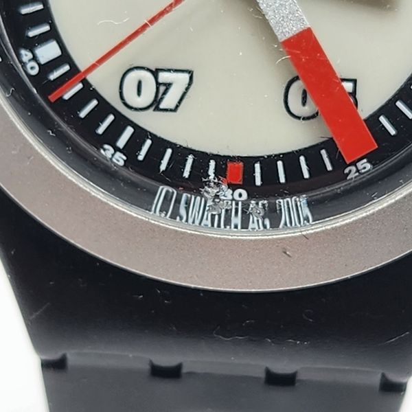 Swatch Watch 2005 YGB9000 Enough Time Loomi Face Black Band Date ...