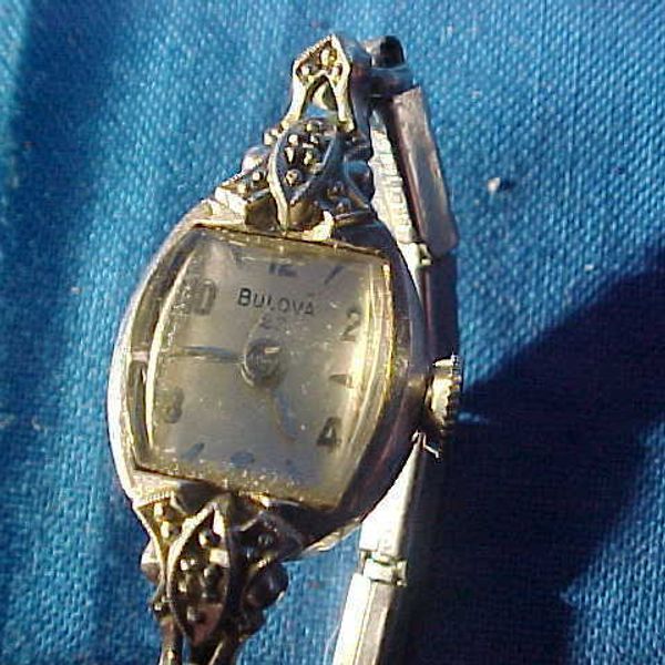 Vintage BULOVA 23 Womens WRISTWATCH Running Condition | WatchCharts