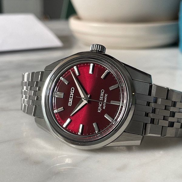 Seiko King Seiko SPB287 Red Dial [$895 USD] | WatchCharts Marketplace