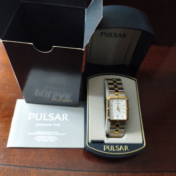 Vintage Pulsar By Seiko Menâ s Rectangle Tank Watch Stainless Gold Tone ...