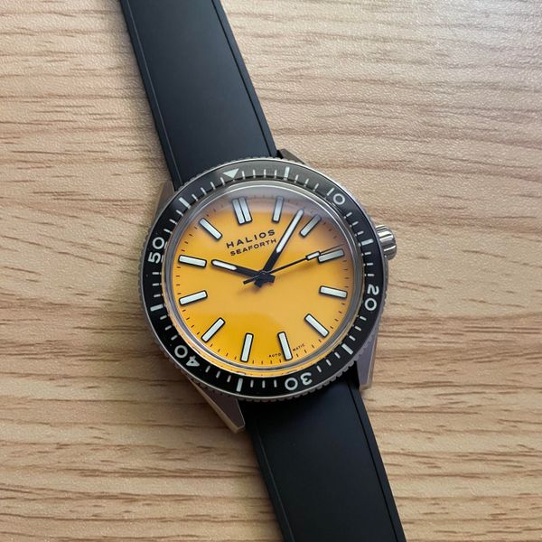 [WTS] Halios Seaforth Bahama Yellow | WatchCharts Marketplace