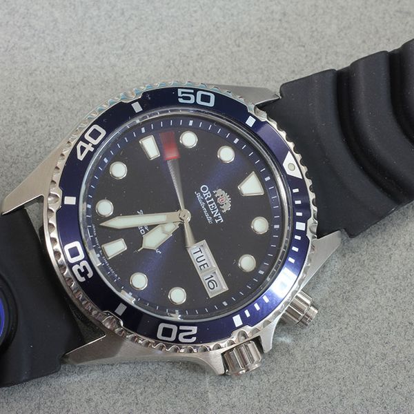 SOLD Orient Ray Blue Dial Dive Watch on Rubber Strap | WatchCharts