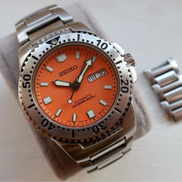 FS: Seiko Orange Knight, SKXA61, $250 | WatchCharts