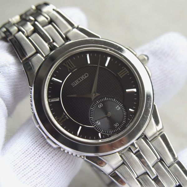 Vintage Seiko Quartz Black Dial Steel Men's Bracelet Watch Small ...