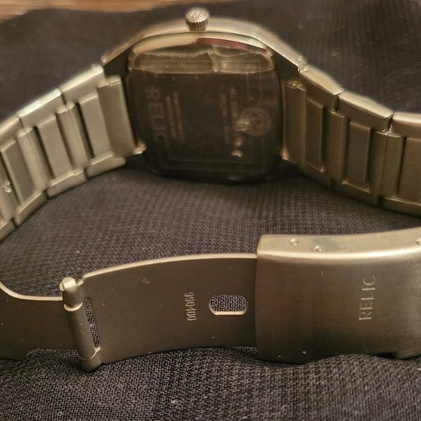 Relic By Fossil Men's Watch Silver Band and Black Face TU1 ...