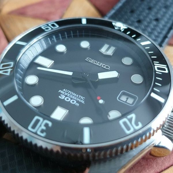 Seiko SKX007 modded with MM300 Black Dial, 3 o'clock Crystaltimes case ...