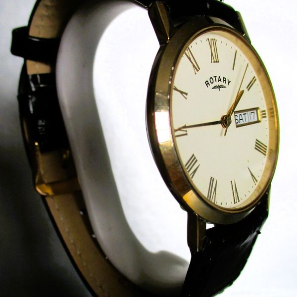 ROTARY MENS ANALOG QUARTZ WATCH. | WatchCharts Marketplace