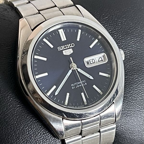 Seiko 5 Automatic 21 Jewels Watch 7S26-0060 Blue dial Used Men's Watch SEIKO 5 | WatchCharts ...