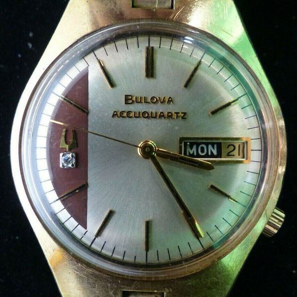 VINTAGE BULOVA ACCUQUARTZ BATTERY MEN WATCH | WatchCharts Marketplace