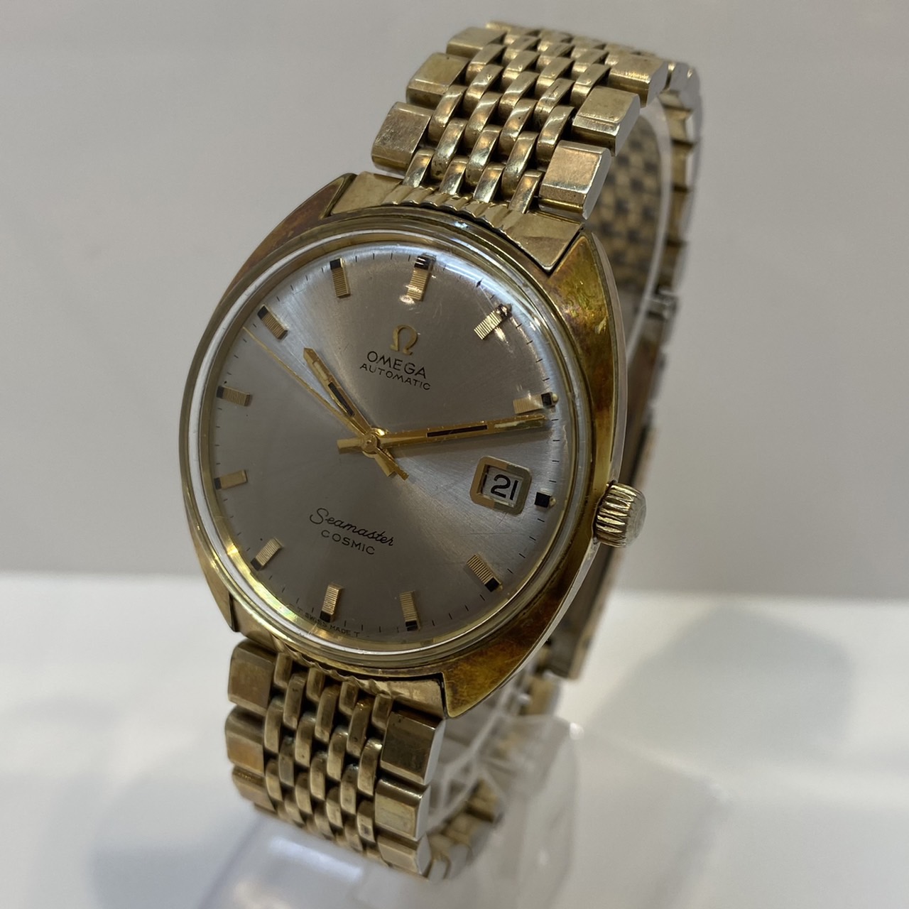 OMEGA Omega Seamaster COSMIC Gold Series Watch 166026-TOOL 107 | WatchCharts