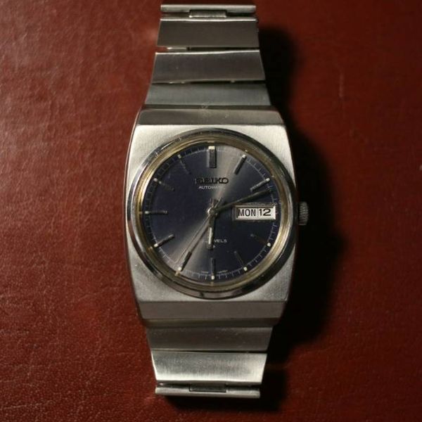 '73 Vintage Seiko Lord Matic - blue sunburst dial pillow case ...