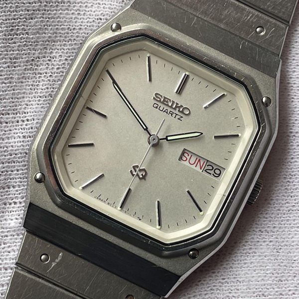 SEIKO SQ Analog Quartz Watch 8023-5090 1984 Vintage Antique Day Date ...