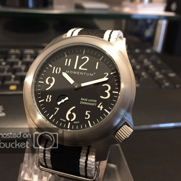 SOLD Momentum Base Layer 200m Field Watch on new NATO strap ...
