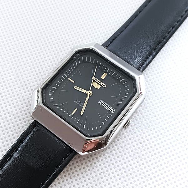 Vintage Seiko 5 automatic Square shape Cal 6349 Black dial 23 jewels ...