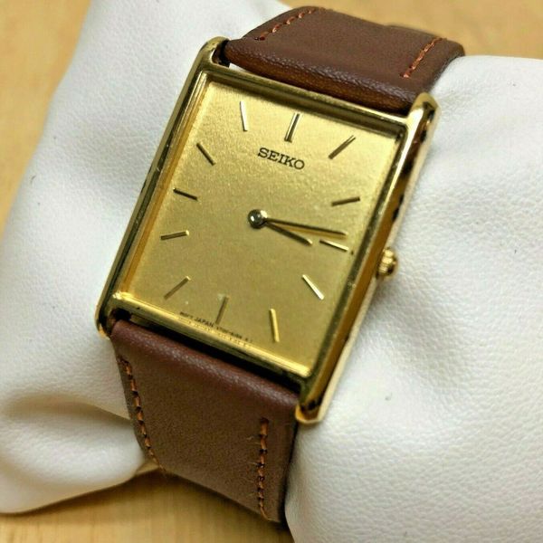 Vintage Seiko V700-5K30 Mens Gold Tone Rectangle Quartz Watch Hours~New Battery | WatchCharts ...