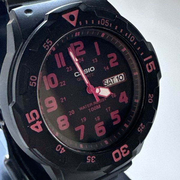 Casio MRW200H-4CV Dive Style Pink Neo-Display Black Resin Watch's / NOS ...