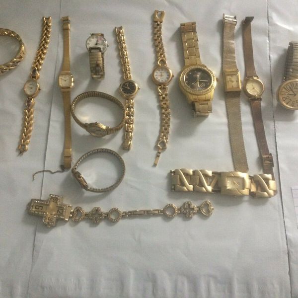 Vintage Huge Lot of Women's Gold Color Band Watches - Timex/Seiko/More ...