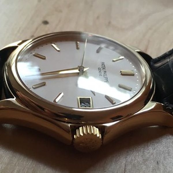 Patek Philippe - Calatrava - 5127J- Yellow Gold - Complete Set ...