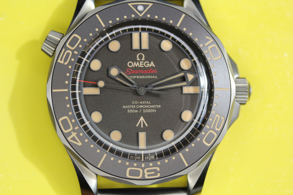 FSOT: Omega Seamaster - No Time to Die - NTTD - 210.90.42.20.01.001 | WatchCharts Marketplace