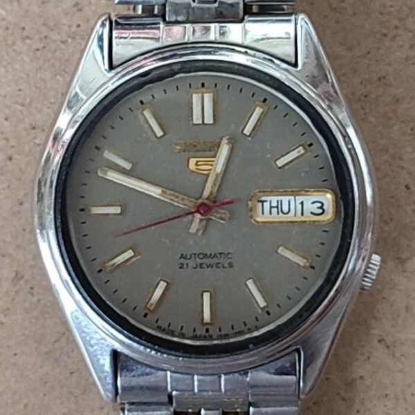 Seiko 5 Japan 7s26 Automatic Movement 21 Jewels Men's Wrist Watch for Parts | WatchCharts ...