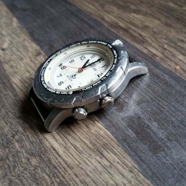 VINTAGE LARGE TIMEX INDIGLO EXPEDITION ALARM RUNS - SPARES REPAIR ...