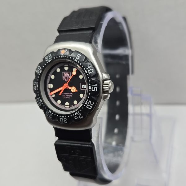 Womens Vintage Tag Heuer Formula 1 Silver Tone Black Dial Diver Watch ...