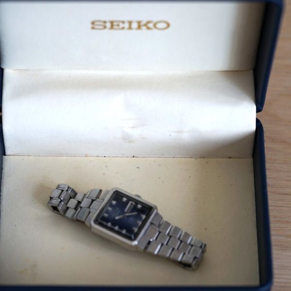 * Lady's Vintage SEIKO Automatic Wristwatch - 2706-3070 in a Seiko Box ...