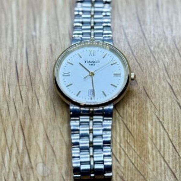 Tissot T983 Menâ s Quartz Watch Gold Steel Sapphire Crystal Working ...