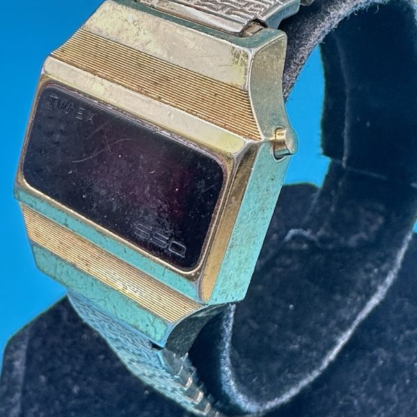 Rare Ladies Timex SSQ Red LED Gold Watch 1975-1976 For Parts Or Repair ...