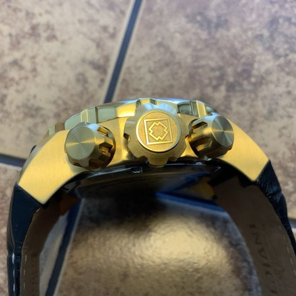 INVICTA Chronograph Pro Diver Model 15071 200MT Gold Gold Dial Black ...