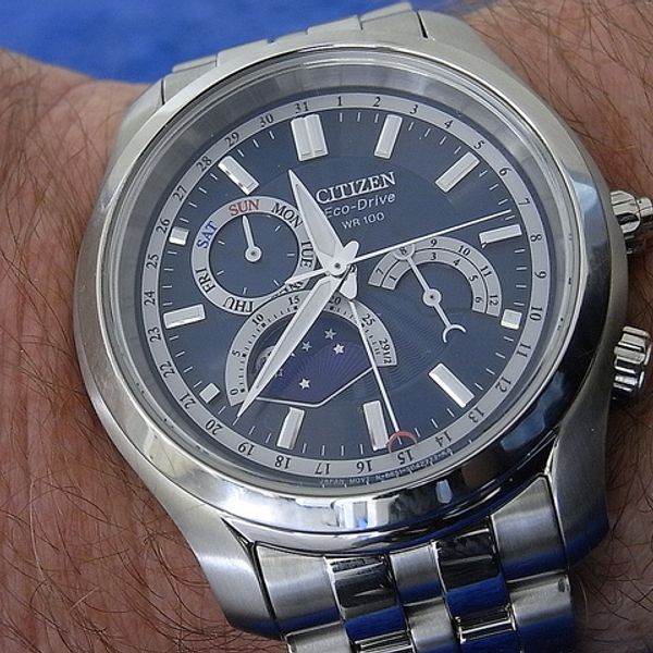 Citizen Eco Drive Moon Phase Cal 8651 (LNIB) | WatchCharts