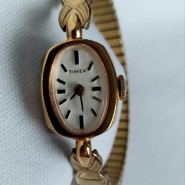 Vintage Timex Ladies Wrist Watch Gold Tone Dainty Stretchy Slip On ...