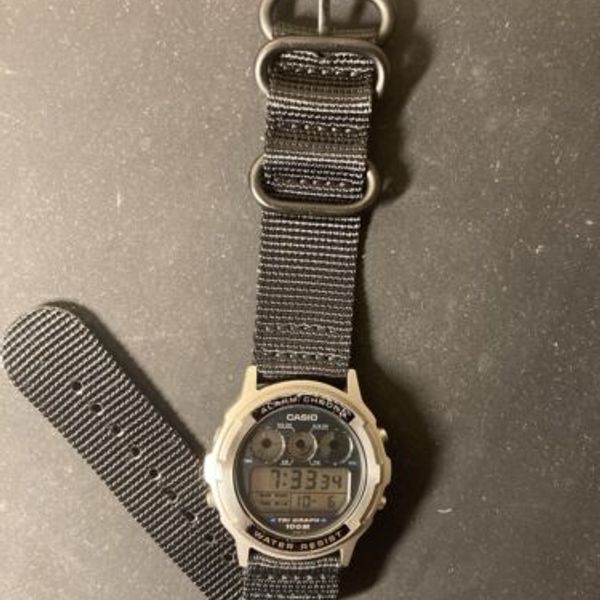 VINTAGE CASIO TGW-100-1V " TRI GRAPH " MODULE 827 JAPAN | WatchCharts ...