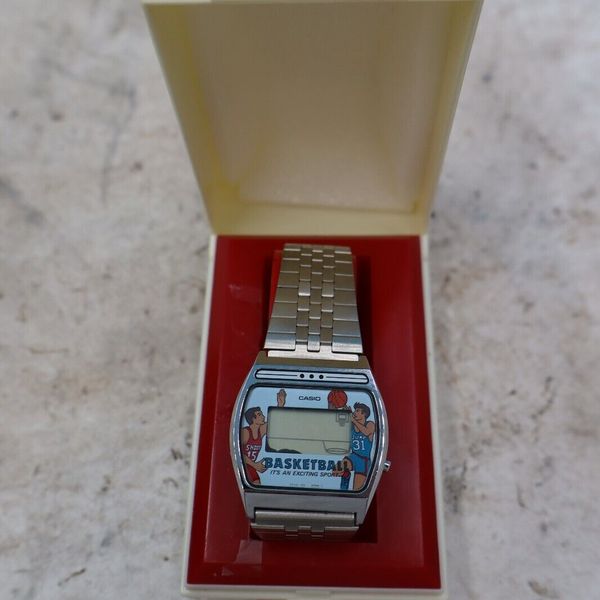 RARE 1980's VINTAGE CASIO BASKETBALL GAME 209 GF11 WATCH w/ case. No ...