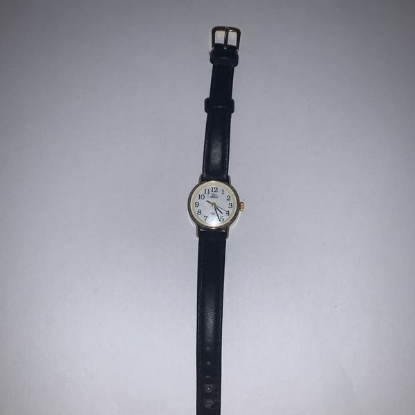 Timex Indiglo 1990s Wr 30m Light up womans watch Battery New cr1216 ...