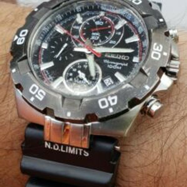 Men's SEIKO 100M Chronograph DIVE WATCH 10BAR 7T62-0JZ0 | WatchCharts