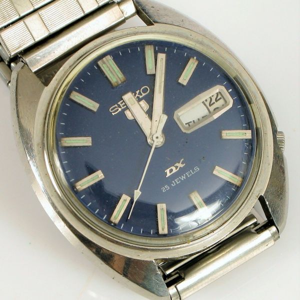 VINTAGE SEIKO 5 DX 25 JEWELS BLUE FACE AUTOMATIC WRISTWATCH DAY DATE 6106 7000 ! | WatchCharts ...