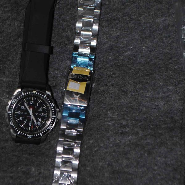 FS Marathon M-SAR A mechanical SAR with Tritium tubes | WatchCharts ...