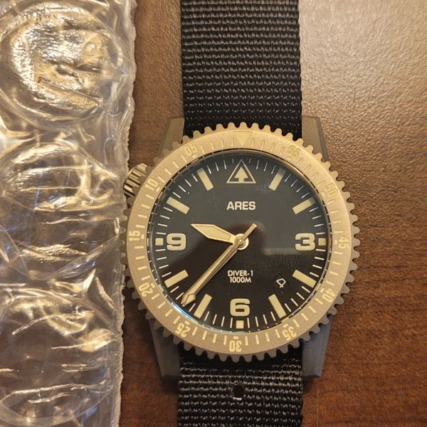 Ares Diver-1 titanium quartz | WatchCharts Marketplace