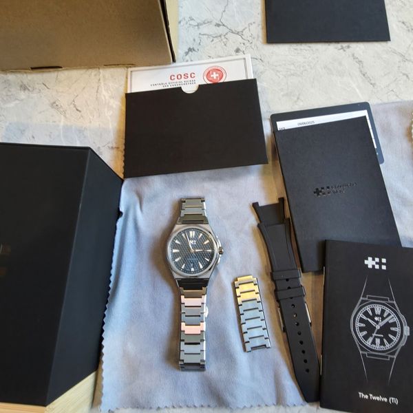 Christopher Ward C12 The Twelve Titanium - 40mm - Fjord Blue ...